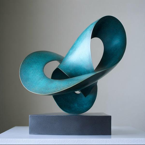 Quality Patina Brass Abstract Sculpture Modern Decorative Art for Home and Office for sale