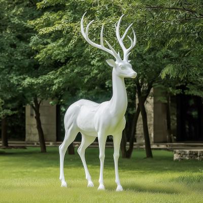 China Large White Deer Outdoor Sculpture Modern Artistic Decor for Garden and Patio for sale