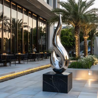 China Mirror Polished Abstract Hotel Sculpture Modern Courtyard Art Decor for sale