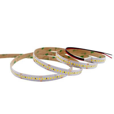 Chine 2835 intense lumière de bande flexible superbe du luminosité LED 200lm/W 24V CRI80 IP20 240 LED/M à vendre