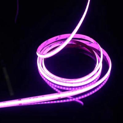 中国 900Lumen/Mの高密度穂軸LEDの適用範囲が広いストリップRgbライト適用範囲が広い24V 販売のため