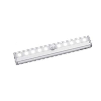 China Magnetic Wireless LED Night Light PIR Motion Sensor For Closet Counter Stairway for sale