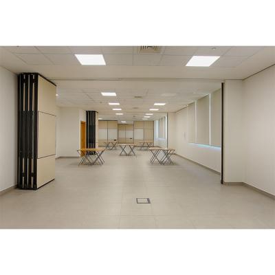 China Customization Movable Partition Wall Wooden Finish Movable Room Dividers for sale