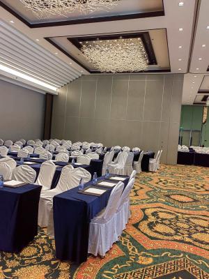 China MDF Soundproofing Movable Folding Partition For Office Hotel for sale