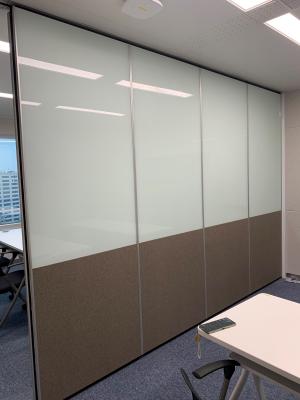 China MDF Soundproofing Movable Folding Partition For Office Hotel for sale