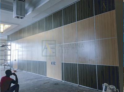 中国 6061-T6 アルミ合金フレームと52db音絶縁とカスタマイズされた音響隔壁 販売のため