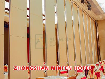 China Zhongshan Minfen Hotel：Customized Acoustic Movable Office Wall Systems with Sound Insulation Max 56dB Up to 18M Height and 1.2M Width per Panel（For commercial use） for sale
