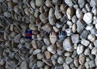 China Galvanized Gabion Wall Baskets 2.0-3.9mm Wire with 215-275g/m² Zinc Coating for Retaining Walls for sale