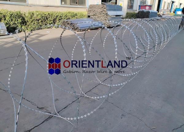 Quality Bto-11 Bto-22 Galvanized Razor Barbed Wire 960mm Diameter Militaty for sale