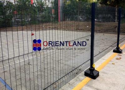 China 8 gauge Welded Wire Mesh Security Fencing 900-2500mm Height 3"×0.5" Hole Size for sale