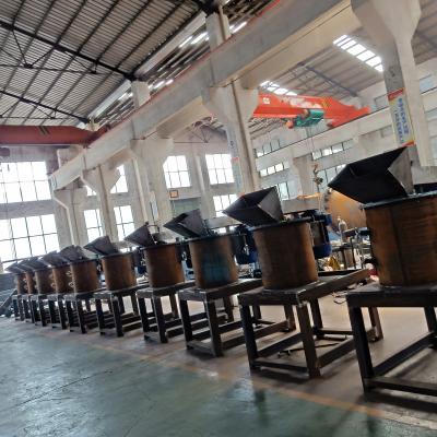 China Poultry Manure Vertical Fertilizer Crusher 4TPH 5TPH Cow Dung Crusher for sale