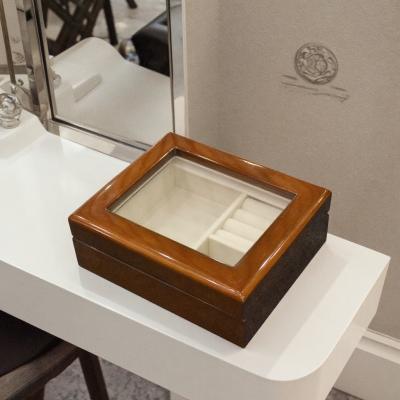 China Customizable  Bulk Custom Walnut Wood Jewelry Box for Boutique for sale