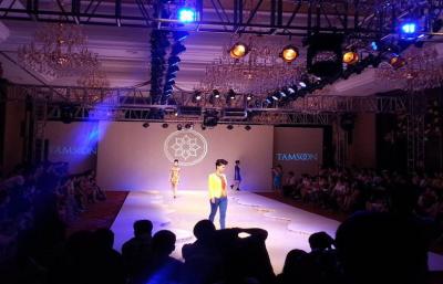 China Full Color P4 Indoor stage LED Display Hire For Fashion Show for sale