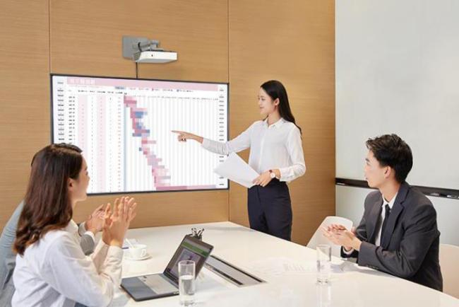 150 Inches Smart Interactive Whiteboard with 20-Point Touch and Optional I3/i5/i7/i9 CPU 2