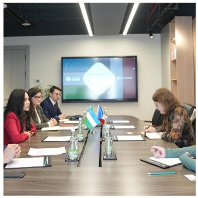 75 Inch Interactive Touch Screen Teaching Whiteboard, Android 14/Wind11 System Touch Tablet 4