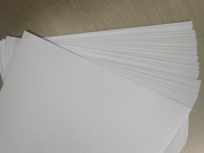 Cina Carta stampata a getto d'inchiostro Materiale di carta in resina PVC con linee di taglio e posizionamento in vendita