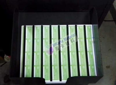 Cina 0.10mm Hico/Loco Magstrip overlay Materiale per schede in PVC per schede a strisce magnetiche riciclate in vendita