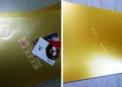 Cina Colore Digital dell'oro che stampa gli strati del PVC per la laminazione di plastica della carta in vendita