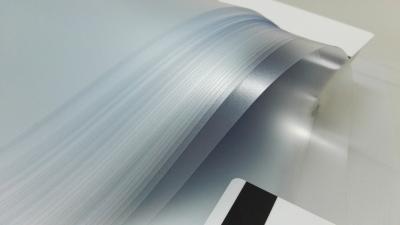 China Het superieure het Verouderen de Kaart Materiële Plastiek van Pvc bedekte Bekledingsfilm voor Smart Card-Productie met een laag Te koop