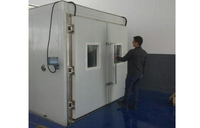 China Environmental Walk-in Test Chamber for Automobile Testing with Temperature Humidity Alternative for sale