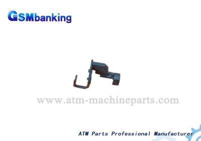 Cina 49-016962-000DDiebold ATM Parts Diebold Opteva Fender Stripper (49-016962-000D) in vendita