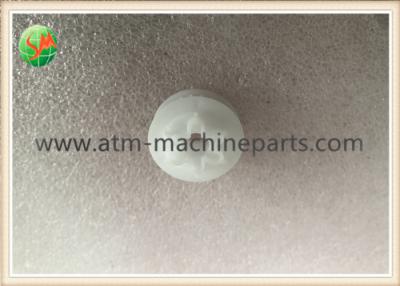 Cina IL BANCOMAT dell'ncr bianco parte l'ingranaggio di puleggia 58XX 445-0632945 per 26T l'ingranaggio di plastica 4450632945 in vendita