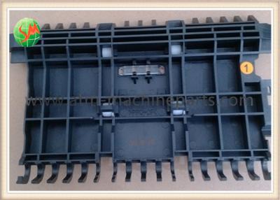 중국 주식에 있는 Hitchi 2845V ATM 예비 품목 WLF-ROLR 가이드 GSM-LF-670085 판매용