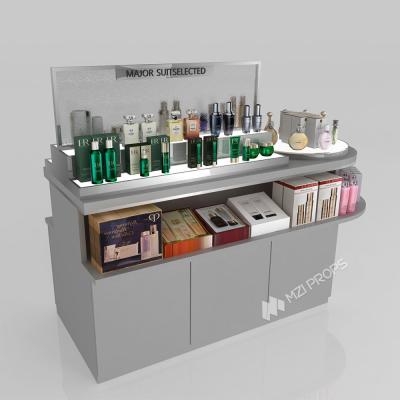 Chine GDR06-CMM02 Stand d'affichage de beauté avec espace d'affichage optimisé et style luxueux pour la boutique de mode à vendre