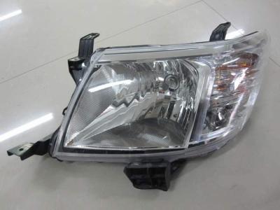 China High Performance Toyota Hilux Vigo Parts , 2012 Model Compatible Head Light for sale