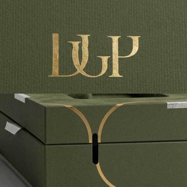 Quality Custom Luxury Slide Drawer Perfume Gift Box With Gold Foil Stamping for sale