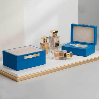 China Luxury Leather Perfume Bottle Packaging Box for sale