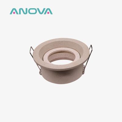 Cina Cassa di illuminazione con inclinazione regolabile Mr16 con allineamento a retro Ronda 68 mm Cassa di illuminazione a retro tagliata in vendita