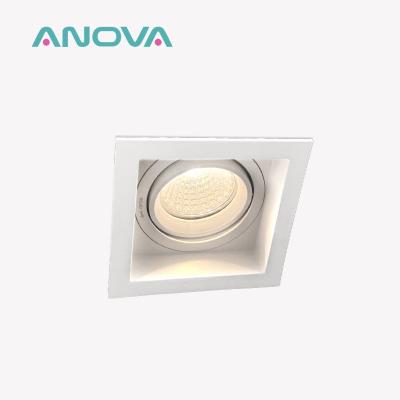 Cina Aluminum Square Recessed Spotlight 90° Rotation 20° Tilt Deep Anti-Glare For Commercial Lighting in vendita