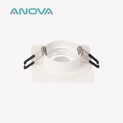 Cina Cornice di riflettore intagliato di alluminio rotondo da 60 mm, tagliato MR16 GU10 IP44 in vendita