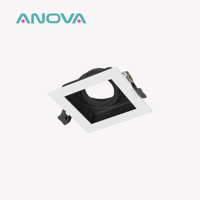 Cina GU10 MR16 Commercial adjustable recessed spotlight downlight frame (Framma di luce a fondo del riflettore a retro) in vendita