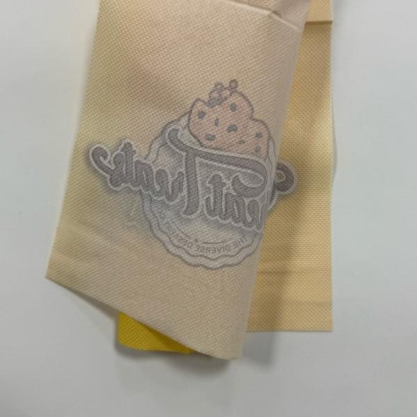 Quality Virgin Wood Pulp Dinner Paper Napkins 33x33cm 2Ply 100pcs/Pack for sale