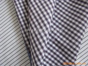 China Competitive Price 100% Cotton Yarn Dyed Fabric  Plain Weave Check Ladies Fashion Fabric for sale