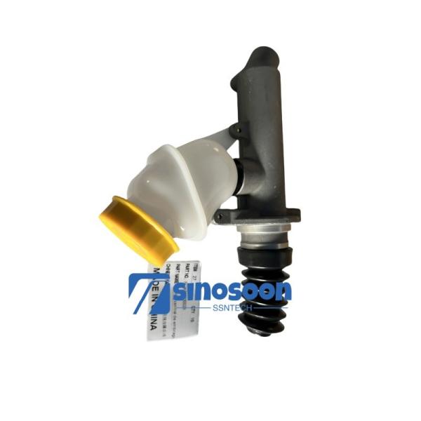 Quality Truck Duty Parts Transmission Clutch Master Cylinder WG9719230023 for SINOTRUK for sale