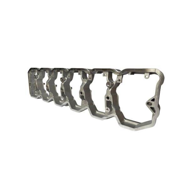 Quality 2006- Year Diesel Engine Rocker Lever Housing 4934573 for Zhongtong/Yutong Bus for sale