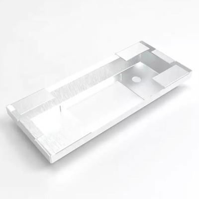 Cina Servizi di lavorazione di tornio CNC personalizzati Parti di fresatura di tornitura CNC di lamiere di precisione in vendita
