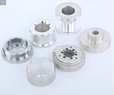 中国 アルミニウム鋼鉄CNCの回転機械部品、0.005-0.1mmの精密CNCの旋盤の部品 販売のため