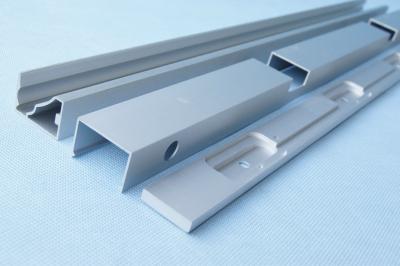 Cina Il colore ha anodizzato la colata sotto vuoto di modello rapido di alluminio dell'estrusione di CNC in vendita