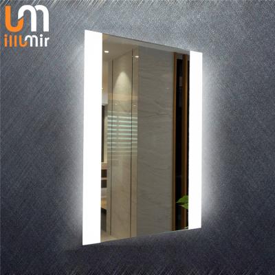 Cina Dispositivo illuminato touch screen Specchio da bagno per il trucco impermeabile facile pulizia in vendita