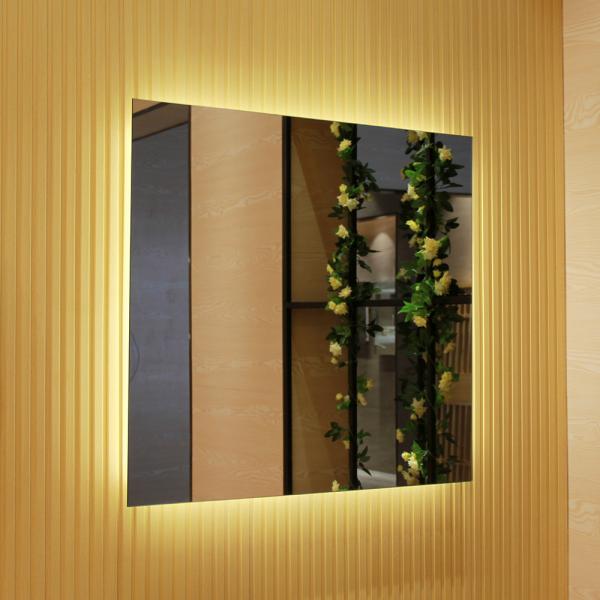 Quality Touch Control Custom Bathroom Mirrors Salons Custom Makeup Mirror With Lights for sale
