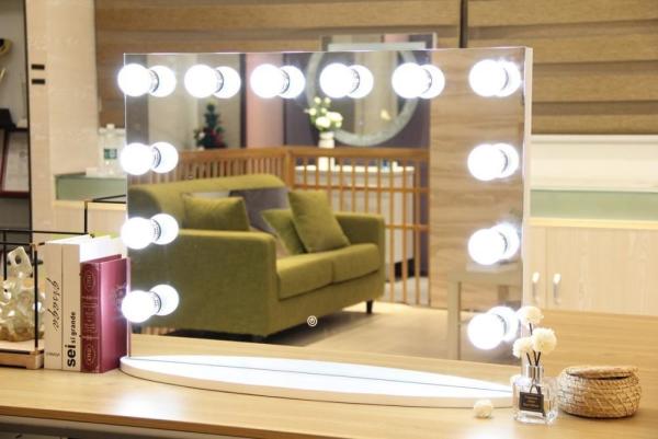 Quality White Finishing Hollywood Dimmable Mirror With Big LED Light Bulbs for Beauty for sale