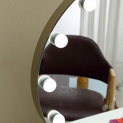 Cina Specchio di finitura argento con luce a LED Oro di lusso personalizzabile in vendita