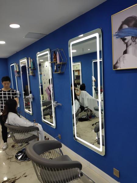 Quality Barber Shop LED Light Wall Mirror Easy Cleaning Modern Design Fog Resistant for sale