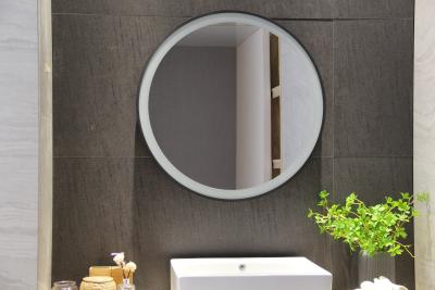Cina Specchio di trucco in cornice in metallo dorato per la casa decorativo appeso al centro fitness in vendita