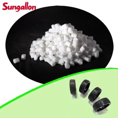 China Material elastomérico TPE 10A-90A Dureza para fabricação de brinquedos à venda