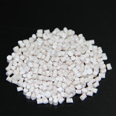 China Houtpoedergehalte Gemotiveerde PP Plastic Granules TPE Elastomeer Materiaal Injectie Gietwarmteweerstand Te koop